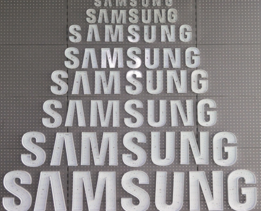 Pin-mounted 6500K LED Fixture Sign for Samsung Retail Shop